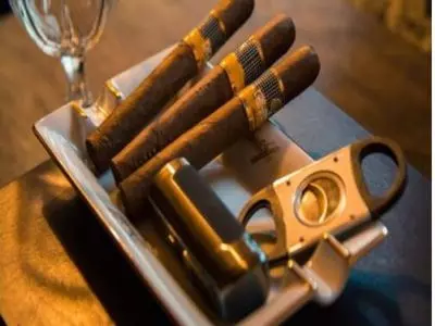 What Makes A Good Cigar Case?