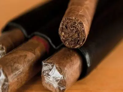 How To Tell If A Cigar Is Bad - Quickest Ways